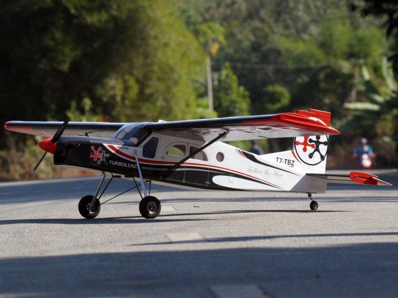 Pilatus Porter PC-6 (Turbolenza) ARF / 1580mm, 329,00